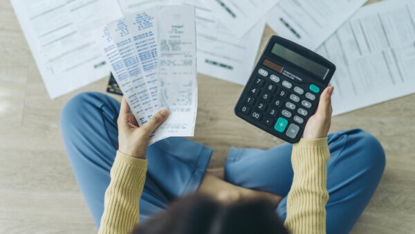 How to be a smart spender - Learn | Baiduri Bank